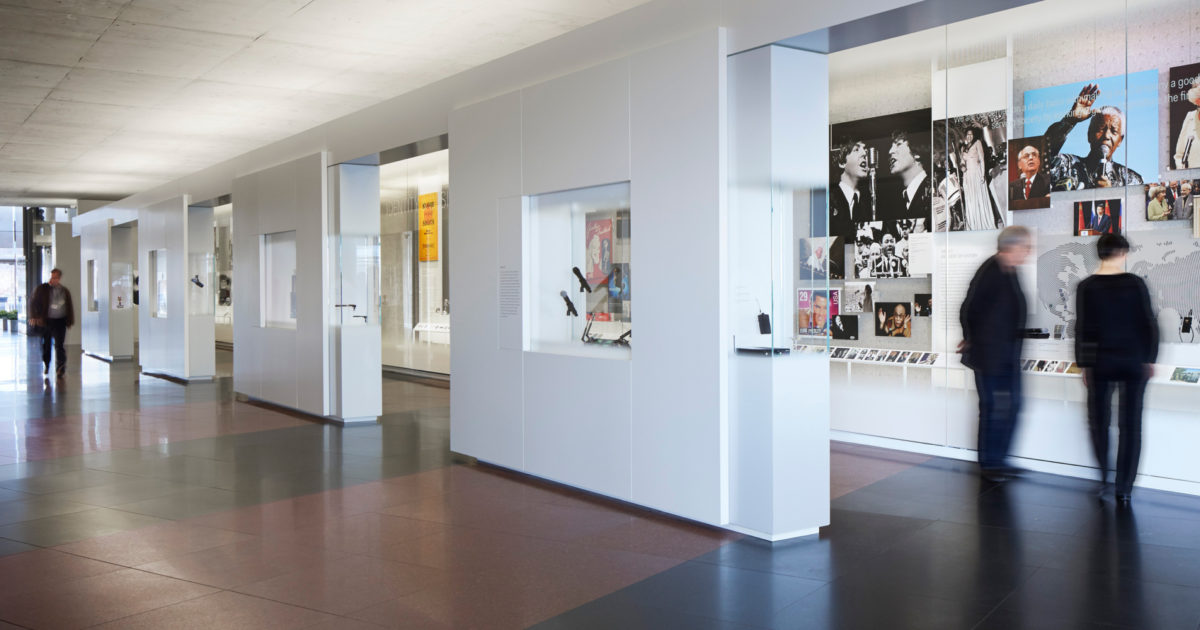 Krueck Sexton Partners | Shure Inc. — Great Hall